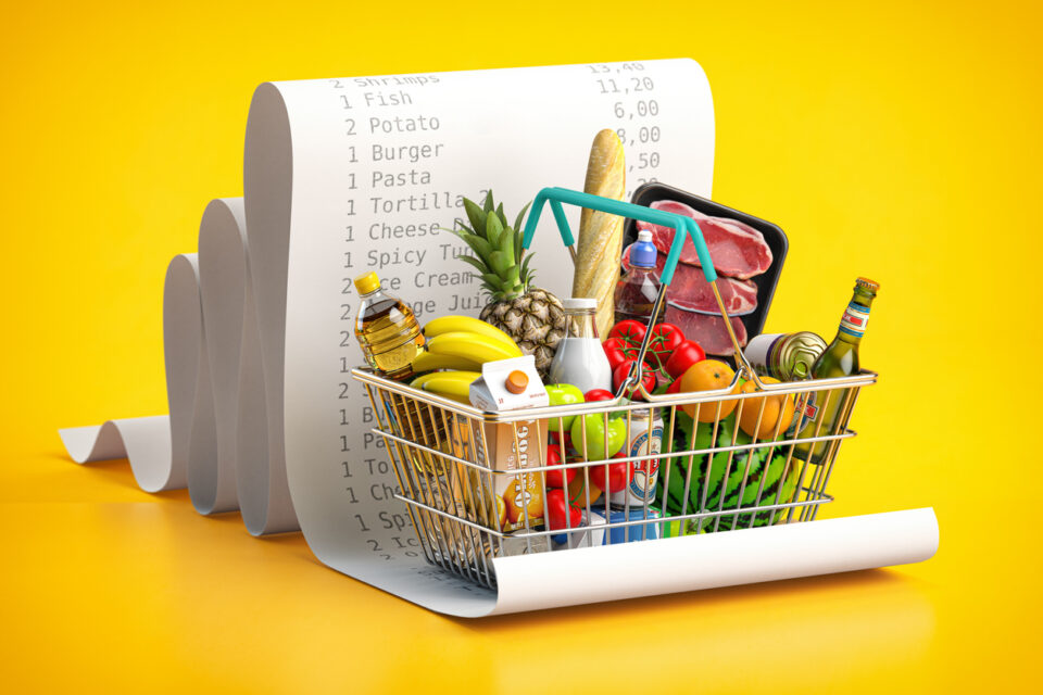 Three Dietitian Approved Tips For Feeding Your Family On A Budget three-dietitian-approved-tips-for-feeding-your-family-on-a-budget